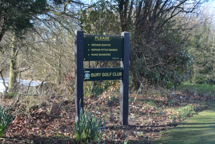 R P Twin Post Tee Sign (standard) | Signage & Tee Information